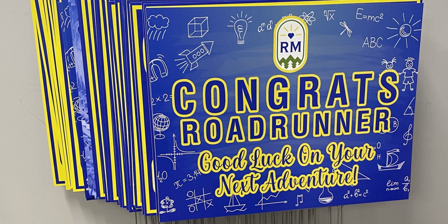 Custom Yard Signs Roswell GA | Event & School Spirit Lawn Signs