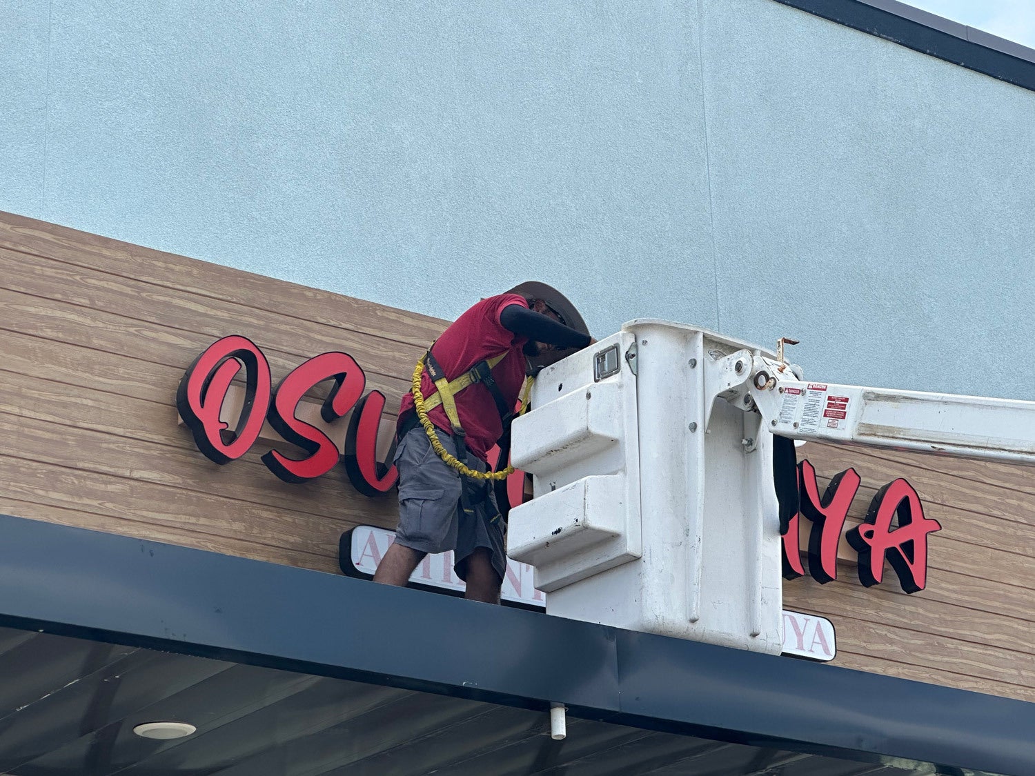 Installation is Key to Success for your Custom Sign Program