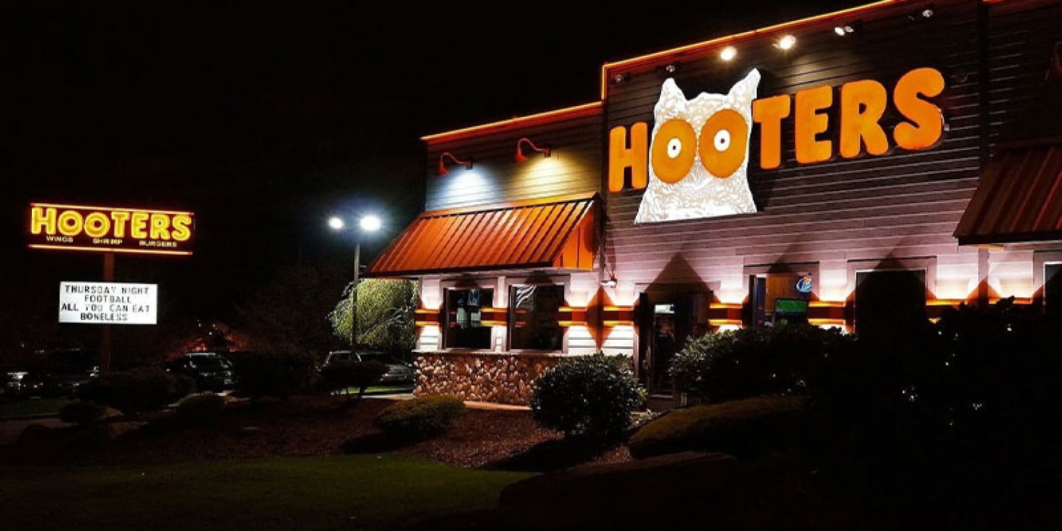 Hooters Expands Globally: New Locations in Mexico, UK, and TN, Revamped ...