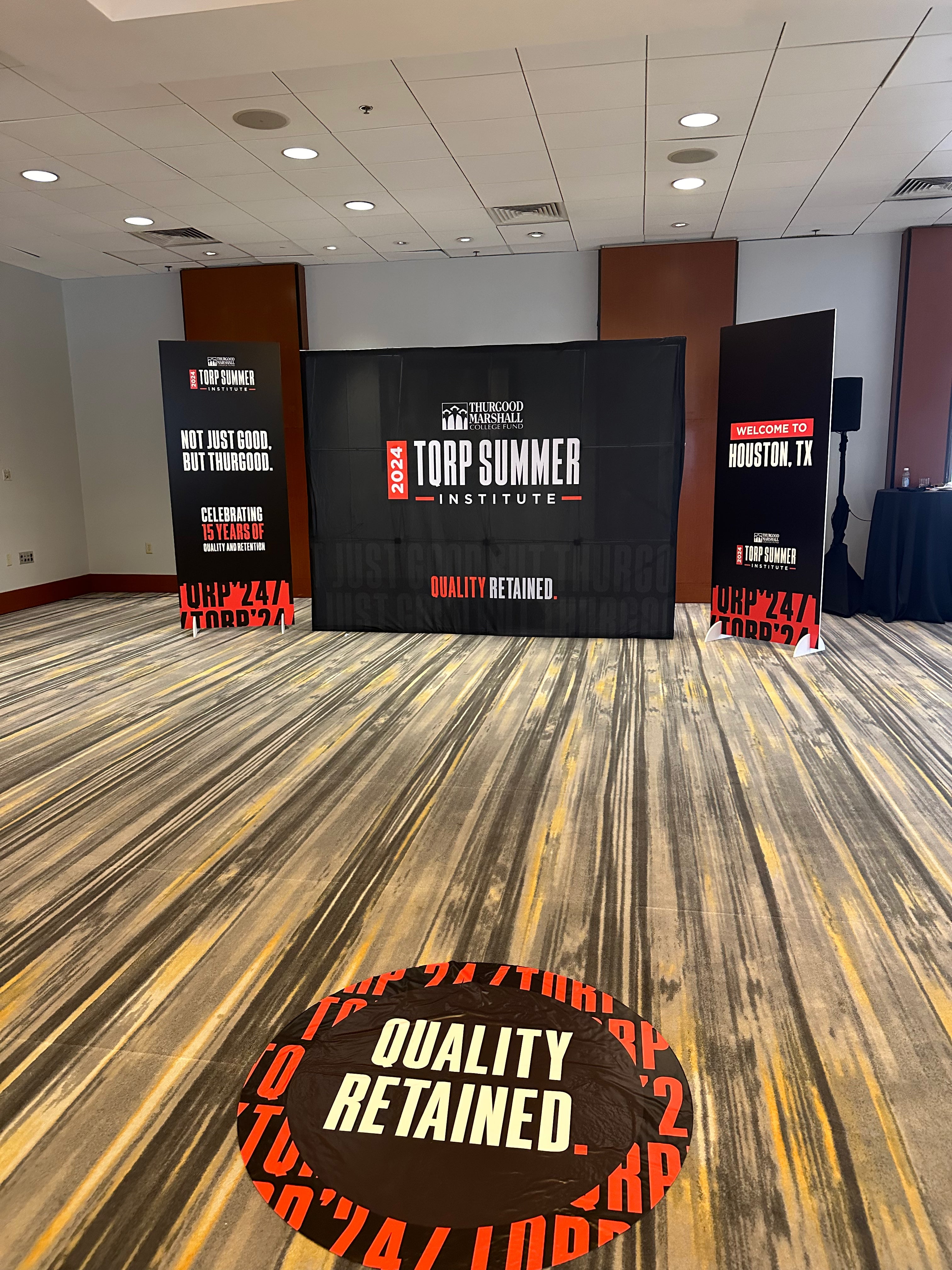 How to Use Instagrammable Event Signs to Boost Your Business in ...