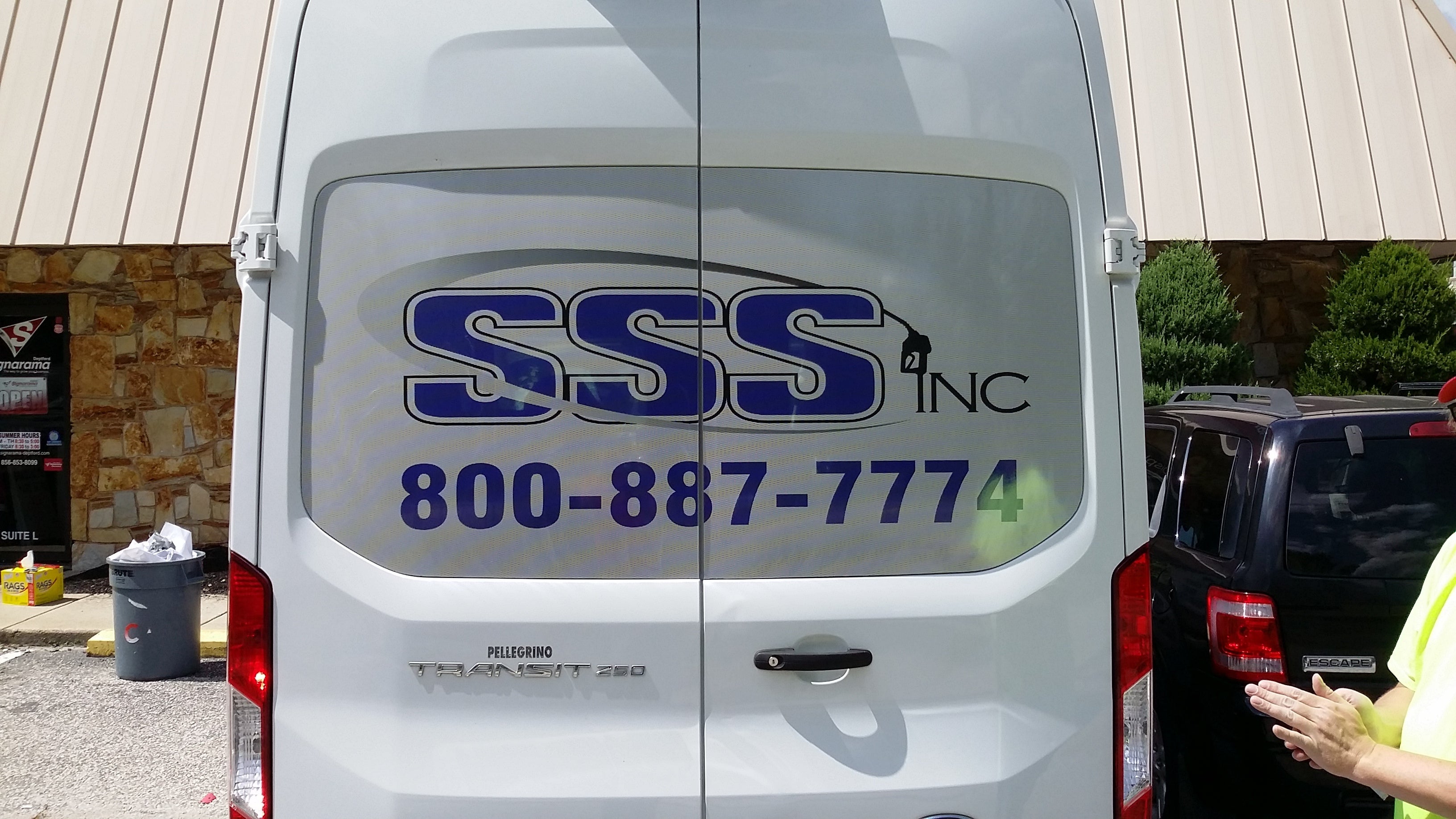 Vehicle Graphics for SSS (Service Station Service)