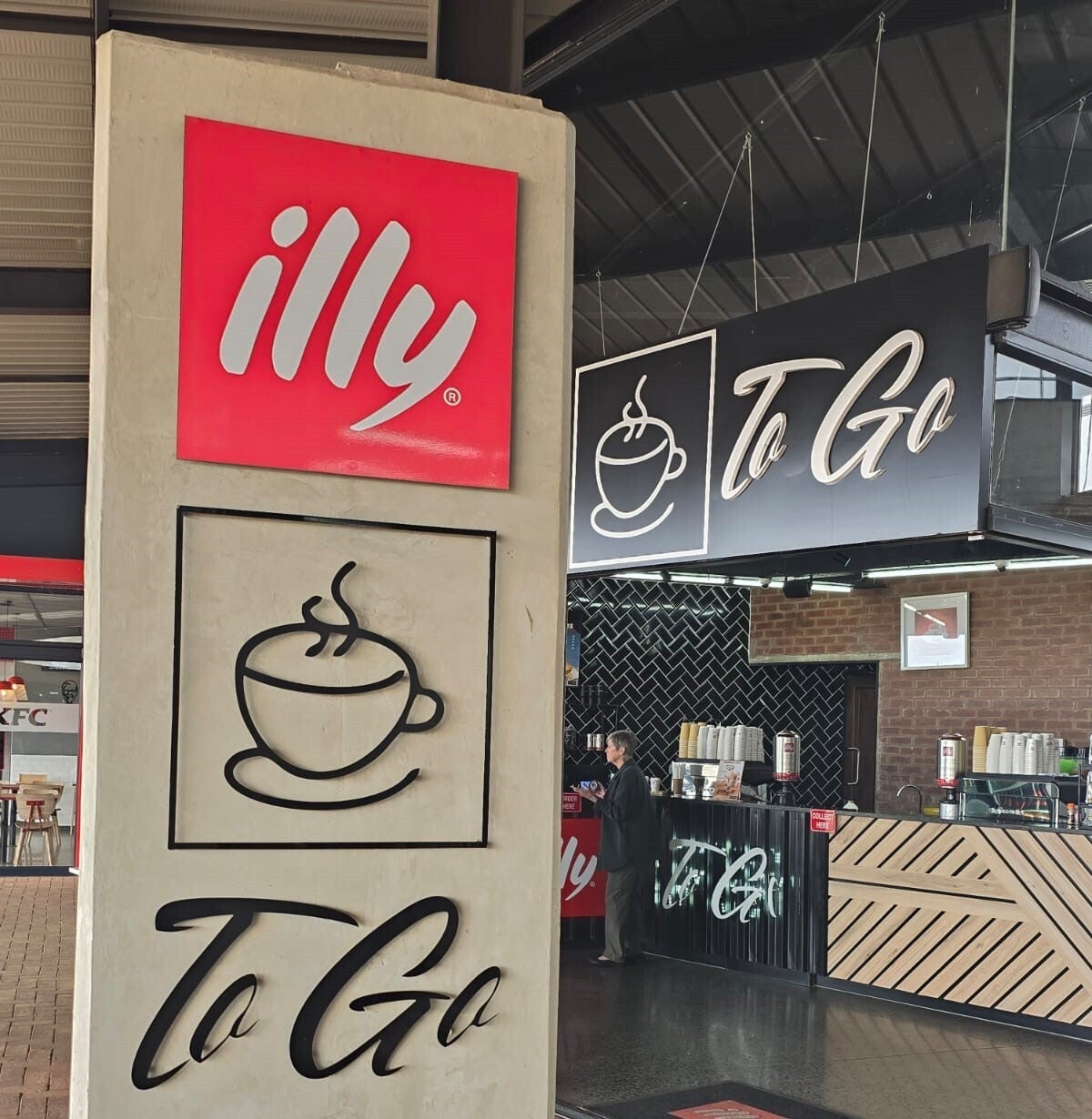 New signage done for Illy cafe
