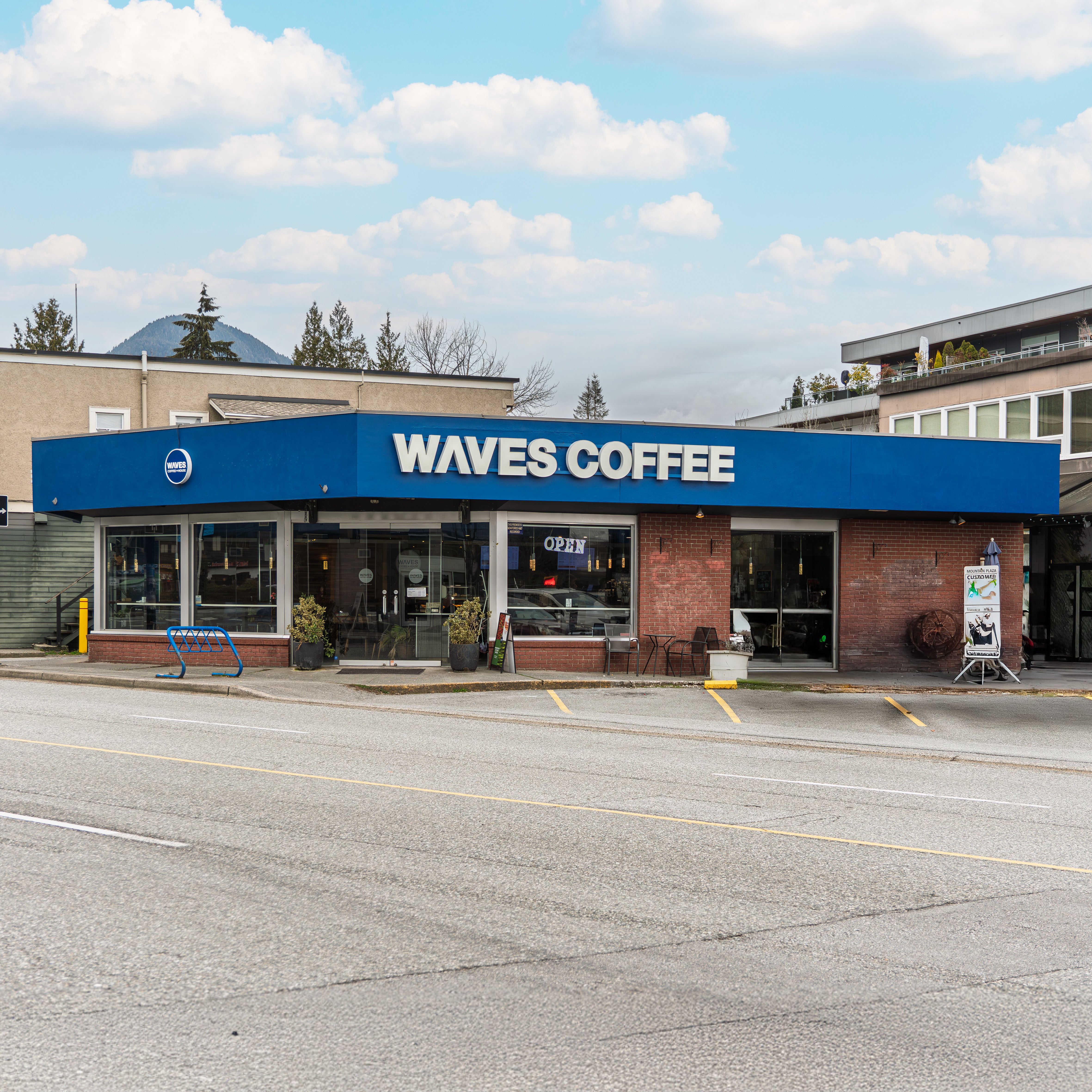 Bold Branding for a Beloved Coffee Spot!