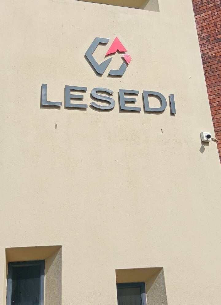 Refurbish your existing signs
