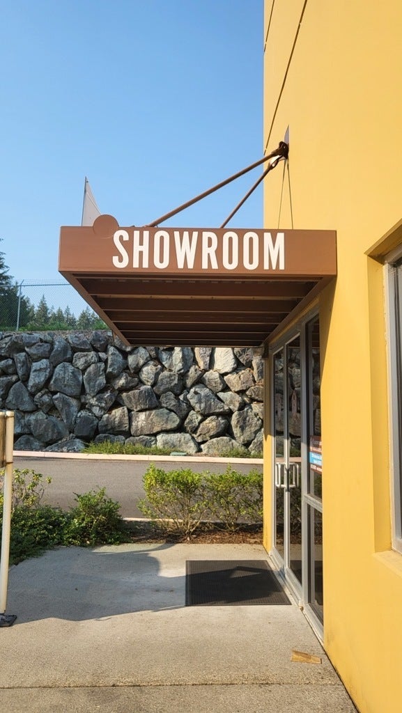 Bold Custom Signage Brands Storefront - Hardwood Industries, Kent, WA