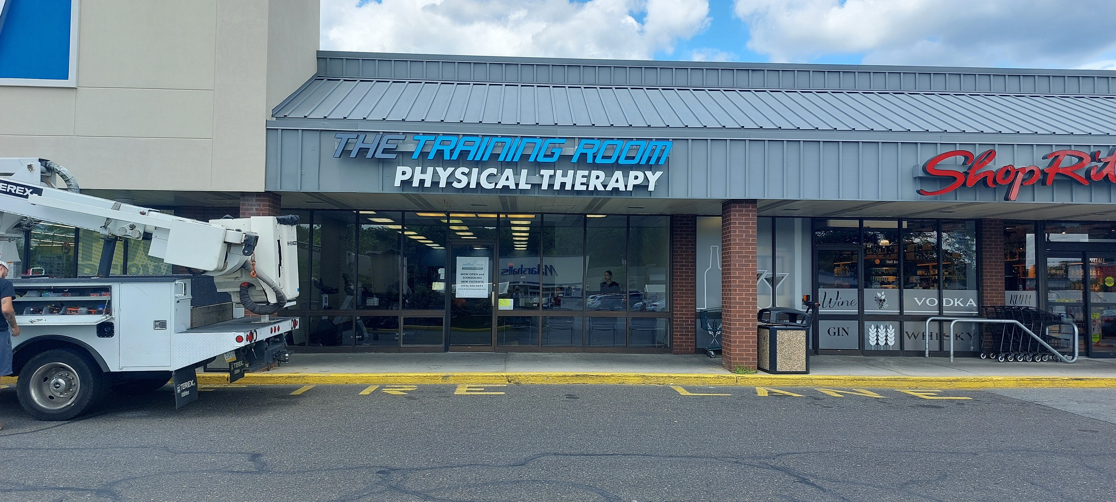 Best Custom Building Signs in Danbury, CT: Company Signage, Shop Signs ...