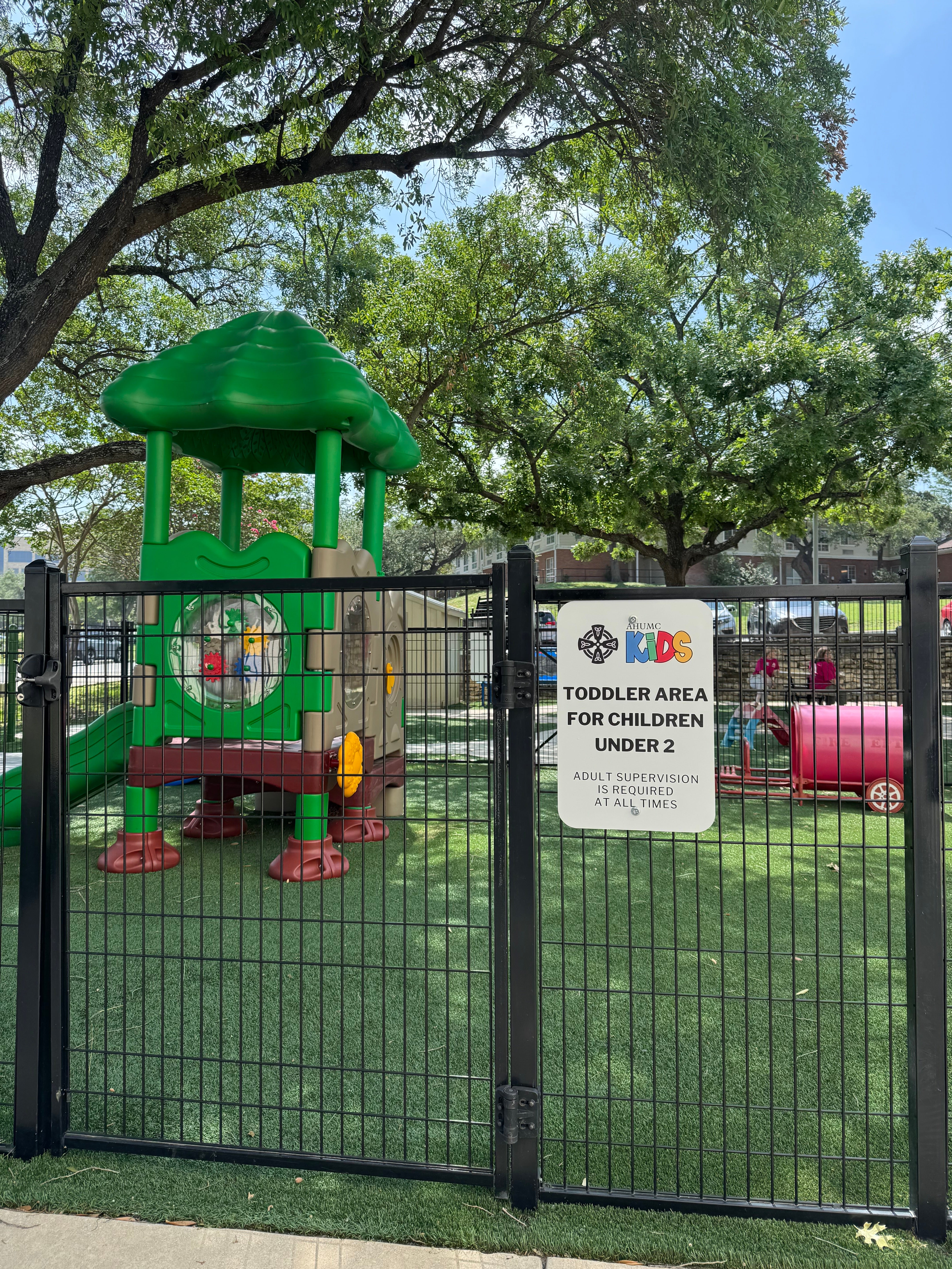 The Importance of Safety Signs for Schools, Churches, and Playgrounds