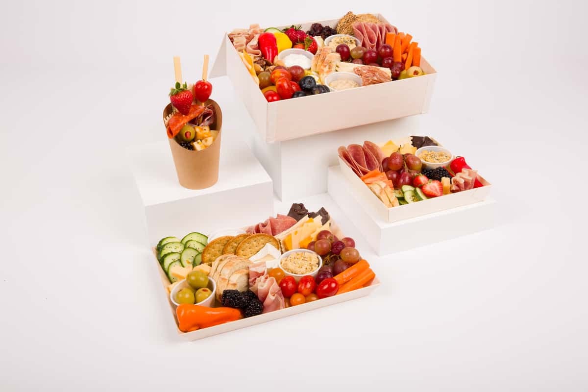 Blog | The Benefits of Grazing vs. Full Meals - Graze Craze