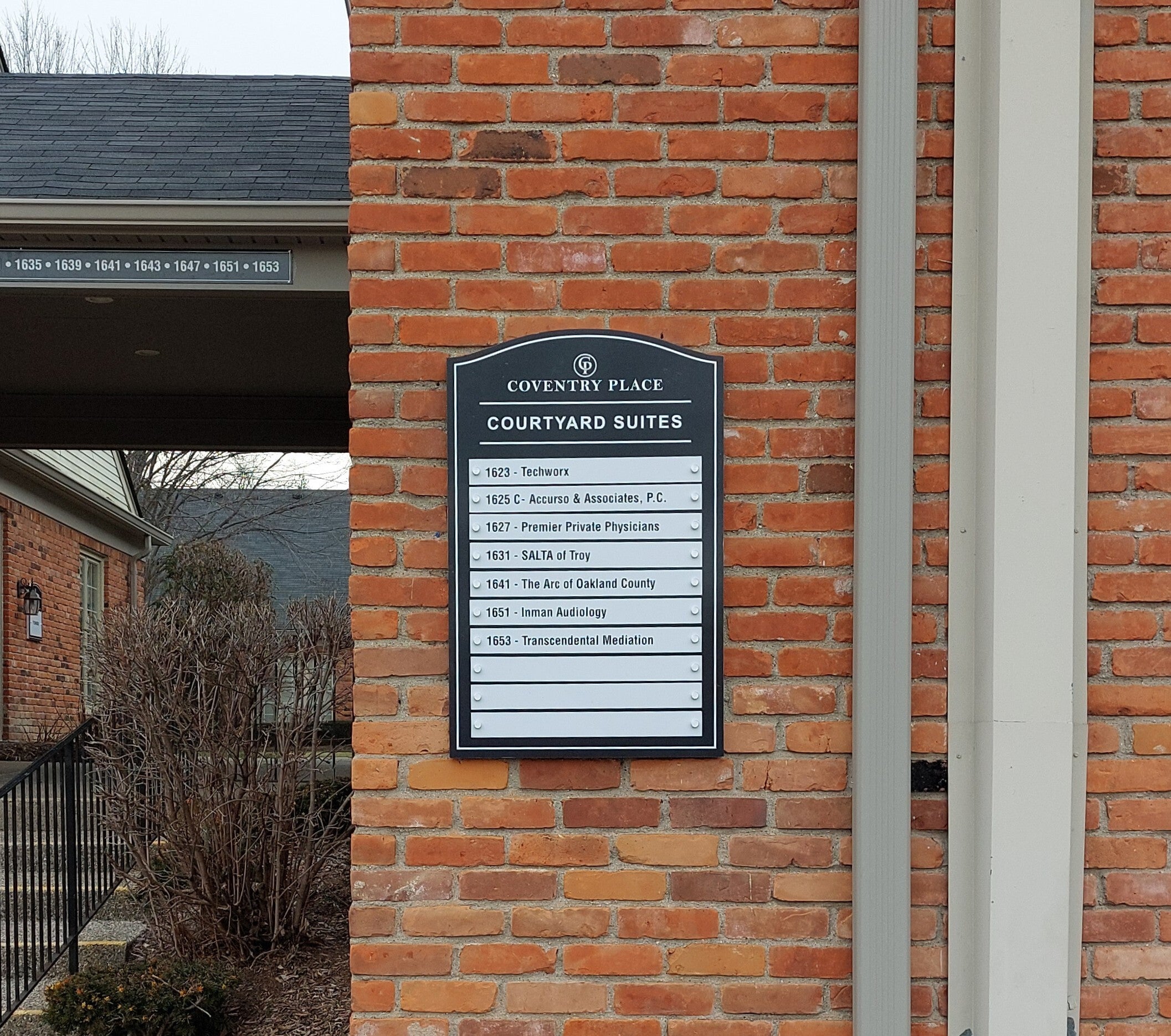 Property Management Focus: Outfitting With the Right Signage