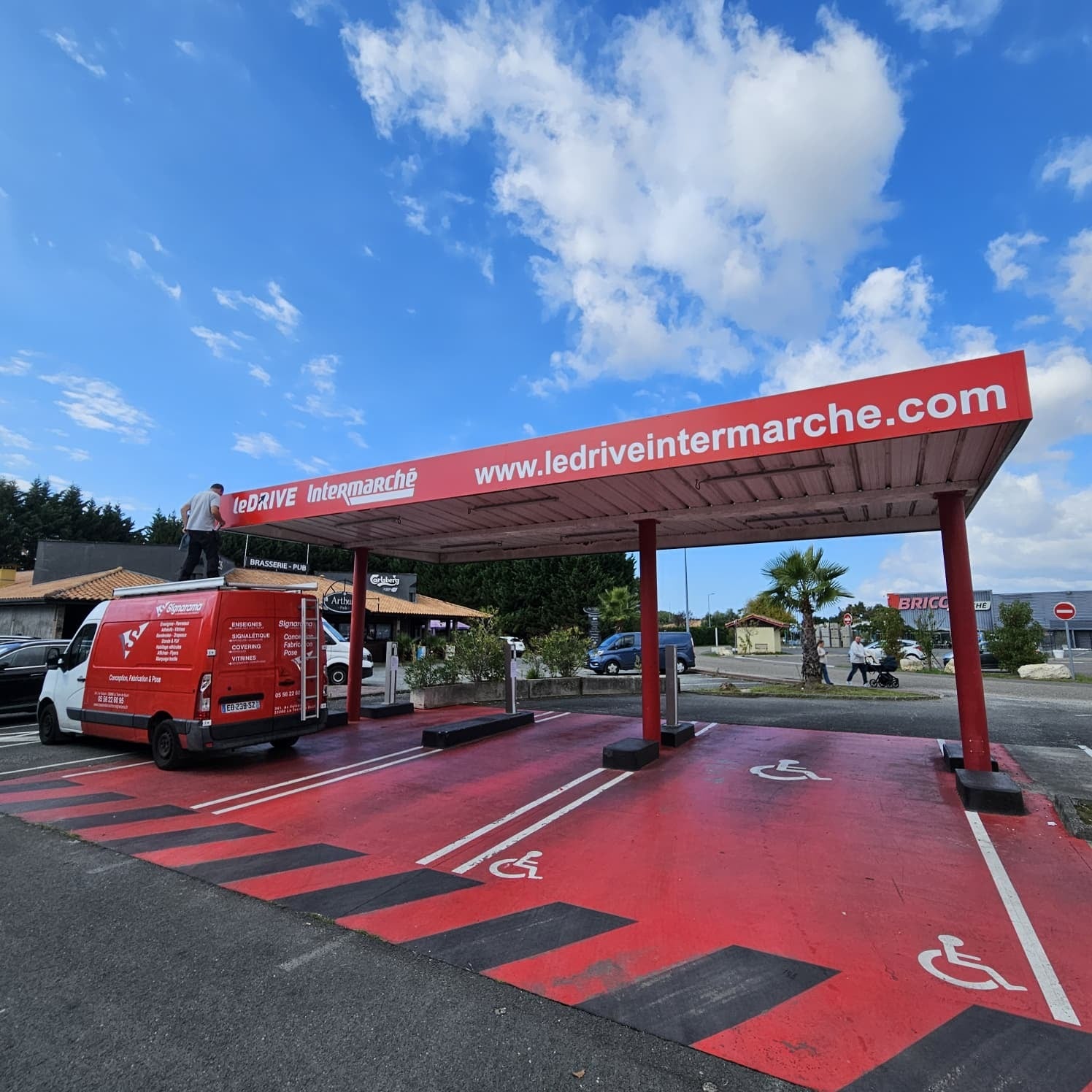 Signaletique pour la GD habillage Drive intermarché