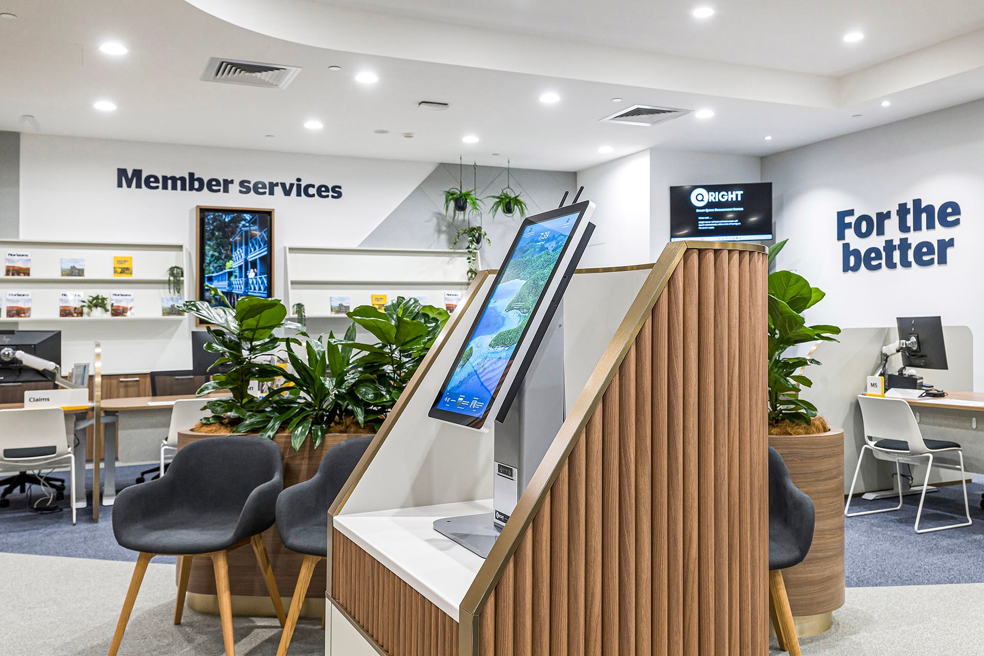 Transforming Travel: Stunning New RAC Travel Signage at Lakeside Joondalup