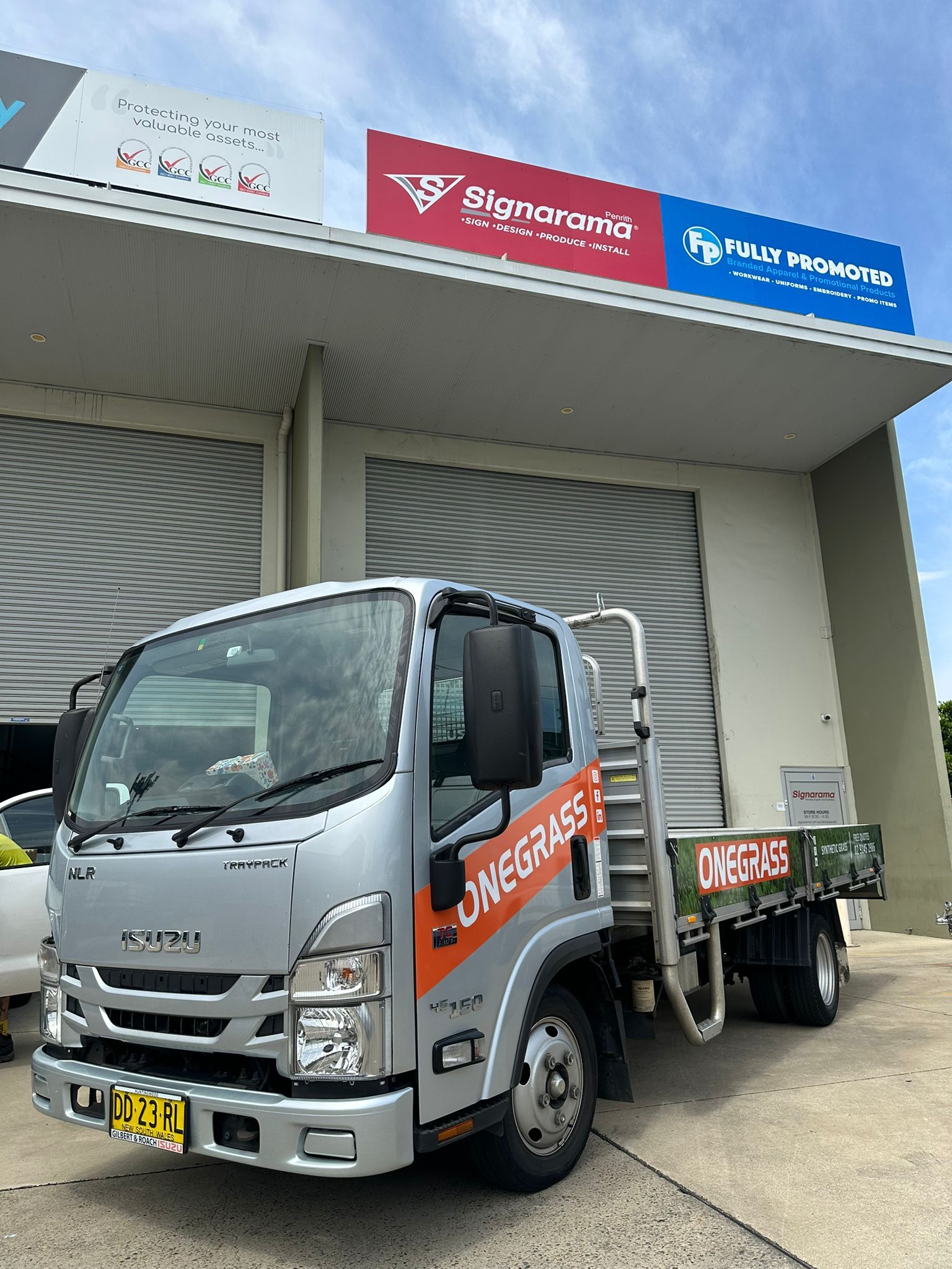 OneGrass Vehicle Wrap