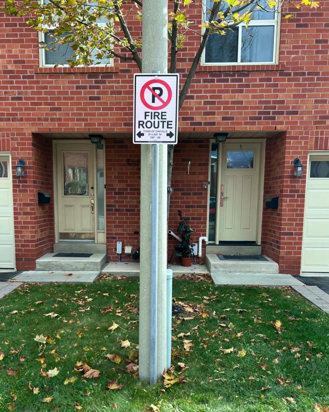 High-Visibility HIP Reflective Signs: Compliance Meets Quality for ...