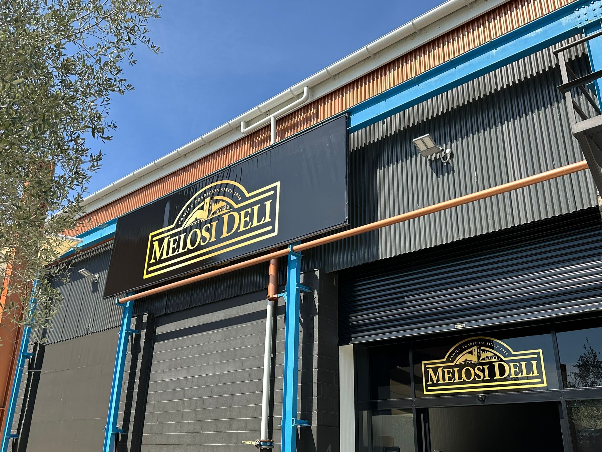 Melosi Deli Shopfront