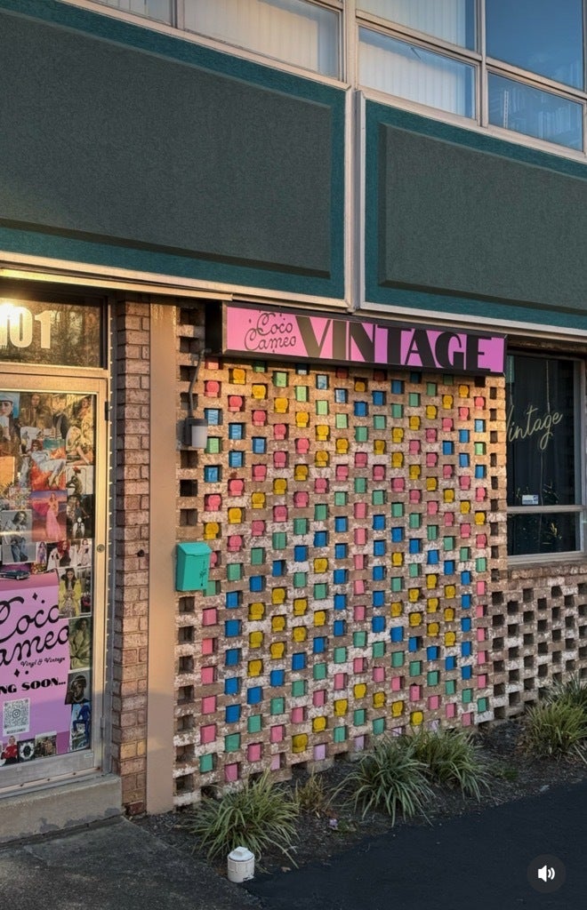 Bright New Look for Coco Cameo in Falls Church: Lightbox Reface by Signarama Tysons Corner