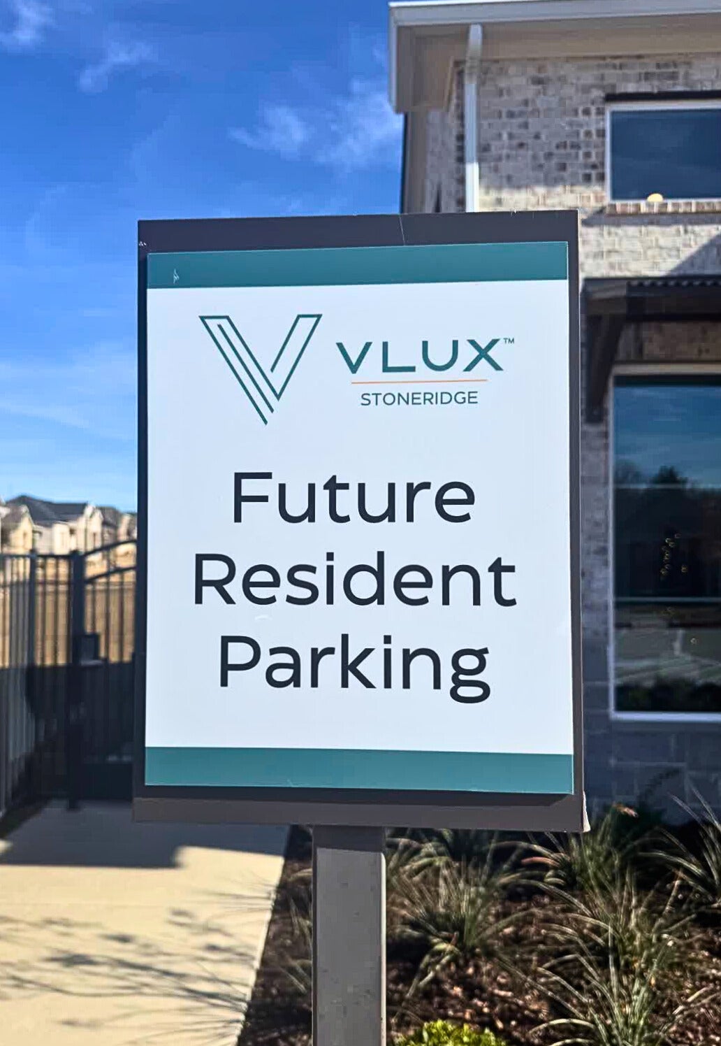 Why Apartment Signage Is One of Your Most Powerful Leasing Tool