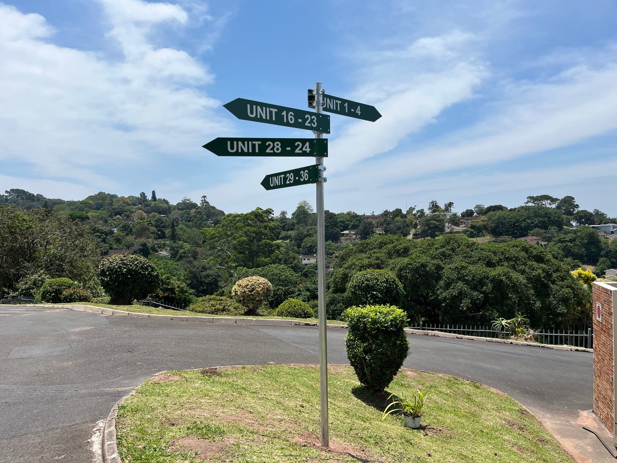 Directional Signs for Azalea Park