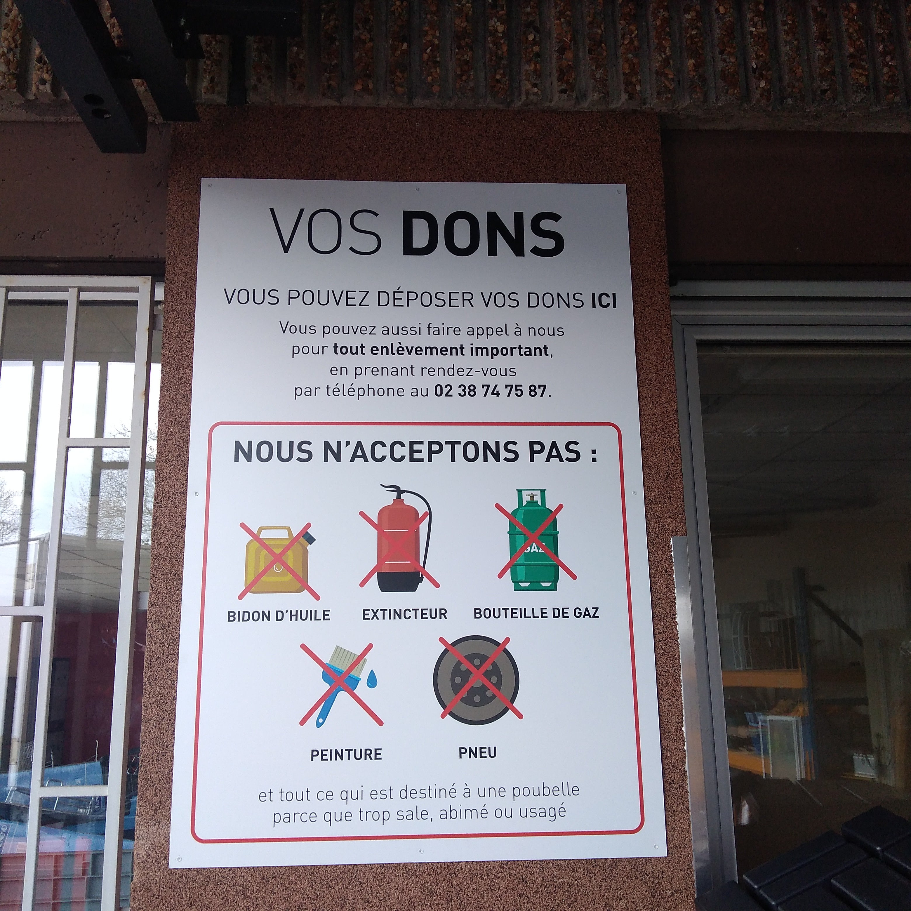 PANNEAUX DIRECTIONNELS - SIGNALETIQUE EXTERIEURE - SIGNALETIQUE ...