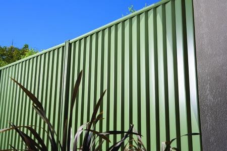 Lysaght Colorbond Steel Fencing - Online Fence Supplies