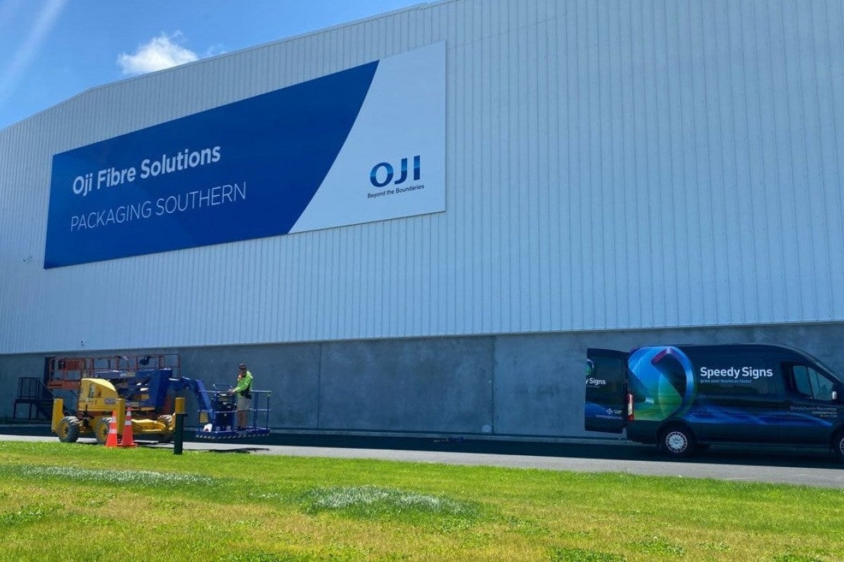 Speedy Signs Riccarton - Christchurch | Signs | Banners | Vehicle Signs ...