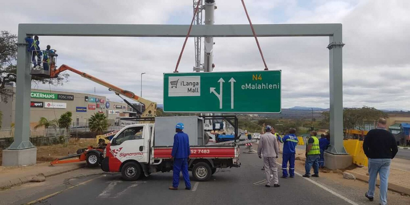 Traffic and Street Signs | Manufactured to Specification