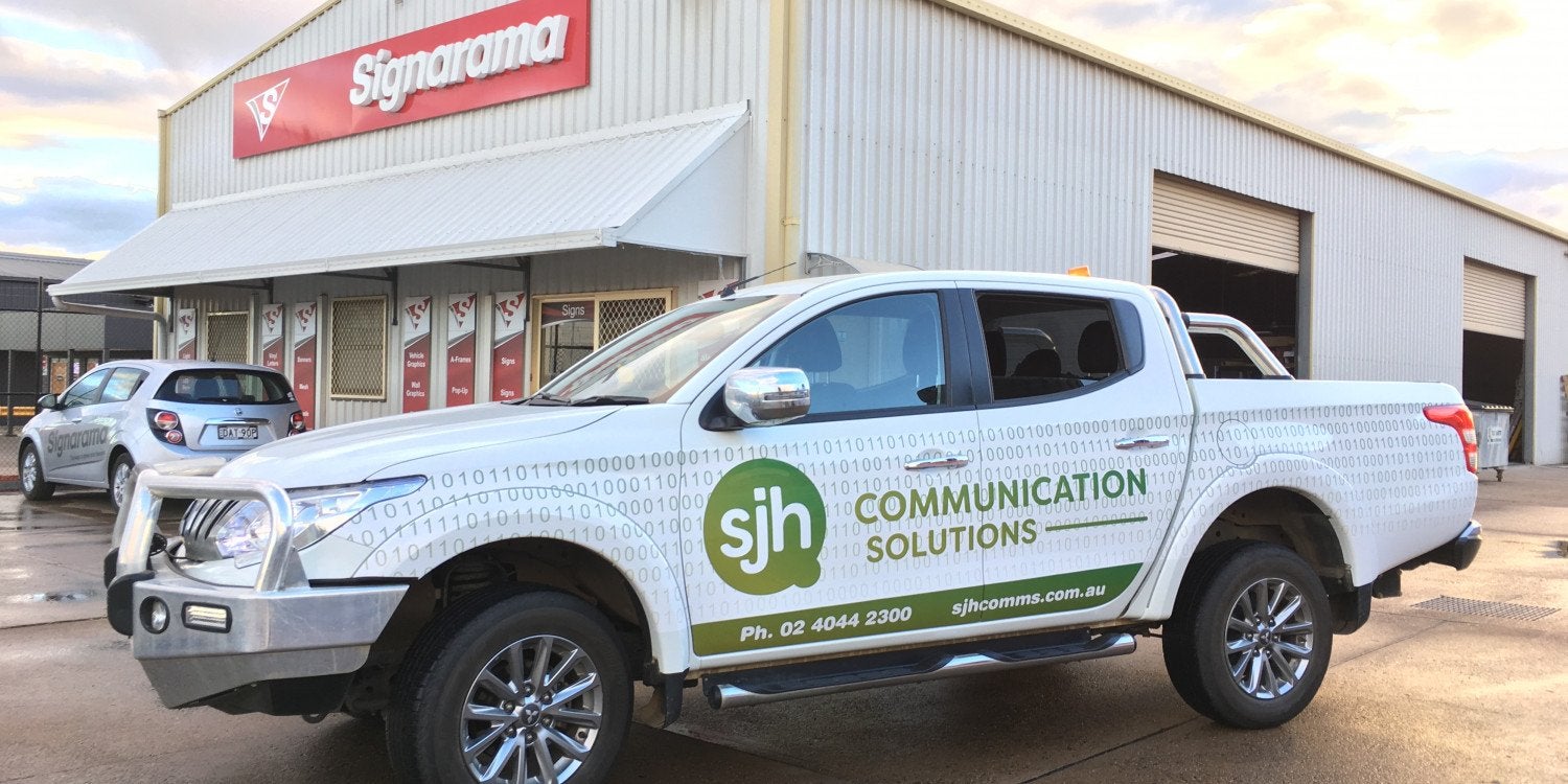 Vehicle Lettering - Signarama